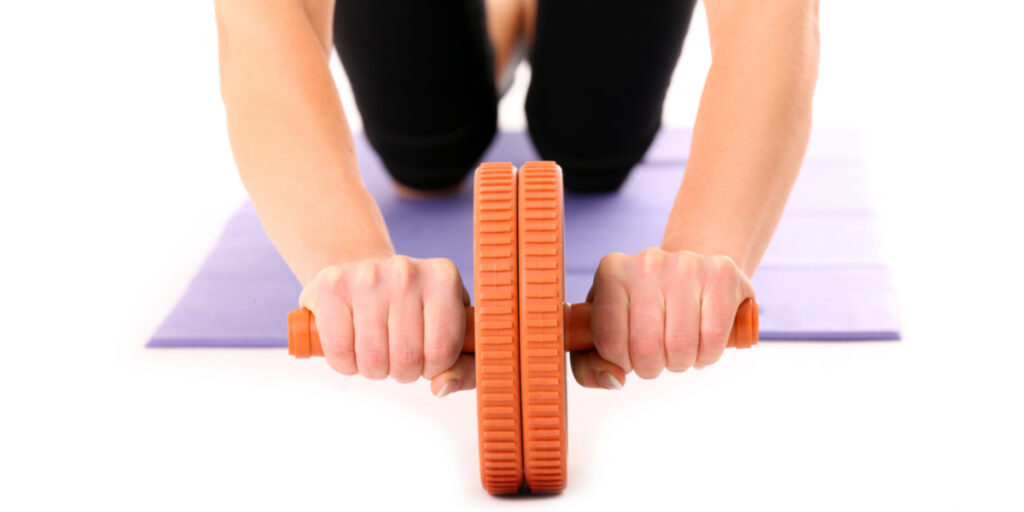 Roda Abdominal: Tudo o que precisas saber sobre o AB Wheel